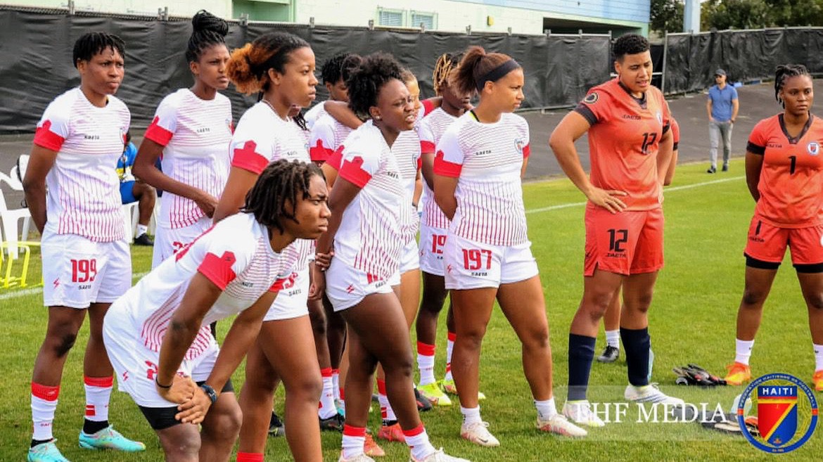 Foot Fém - CDM 2023 : Une pré-liste de 25 Grenadières avec Amandine ...